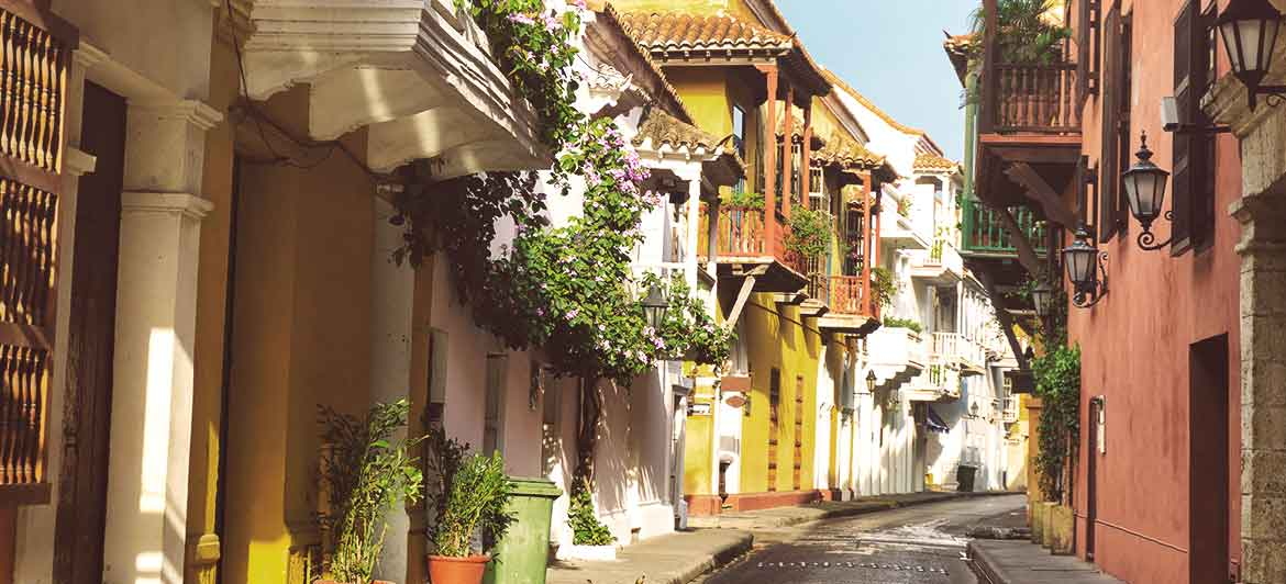 Edificios coloniales en ciudades más bonitas de Latinoamérica